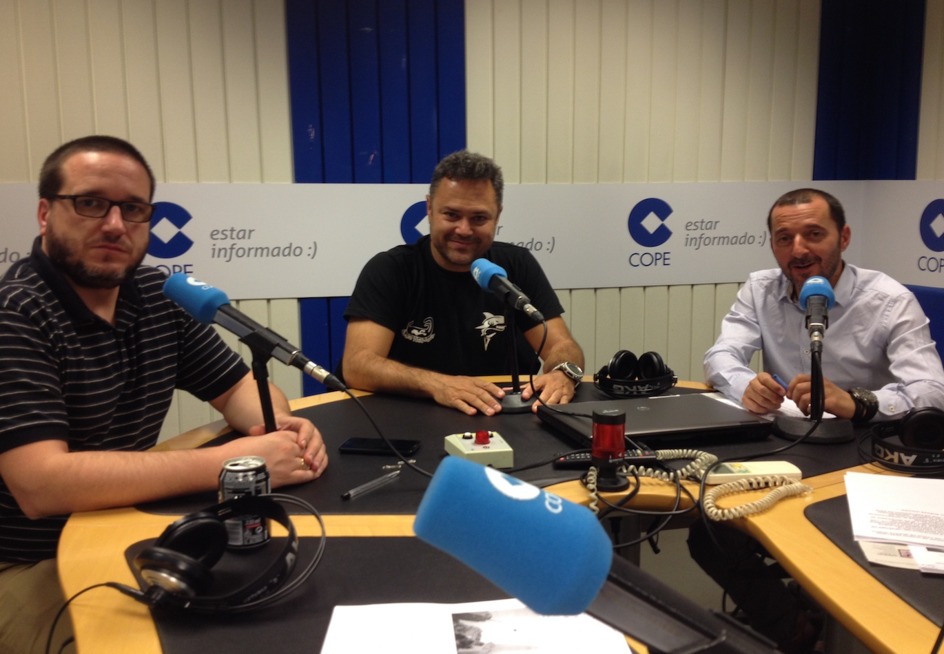 ENTREVISTA EN CADENA COPE - KARLOS SIMÓN
