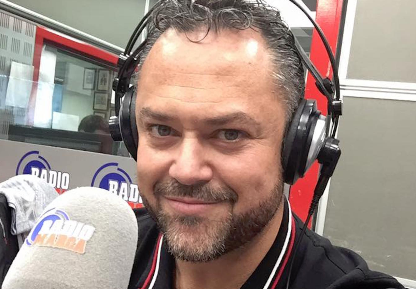 ENTREVISTA EN "PARALELO 20" - KARLOS SIMÓN